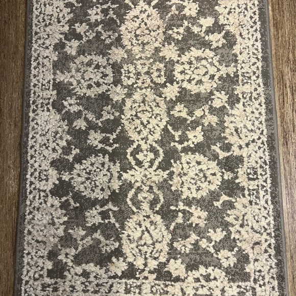 THEONI | Other | Theoni Hallwayrunner Rug Is Made In Turkey Measures 7 ...